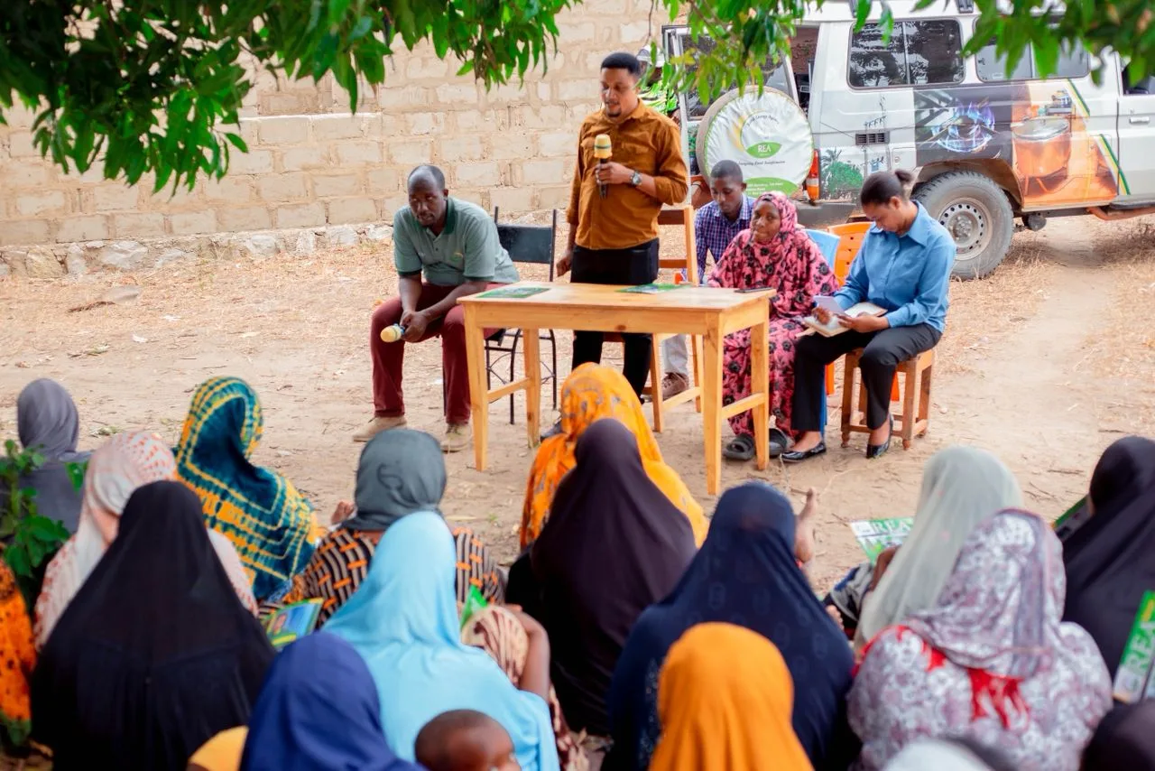 REA YAHIMIZA WANANCHI KUJIUNGA NA HUDUMA YA UMEME TANGA | Mzawa Online